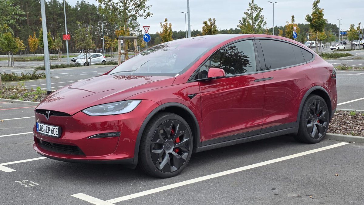 Model X - 22" Machina Wheels – Theta Wheels and Tires